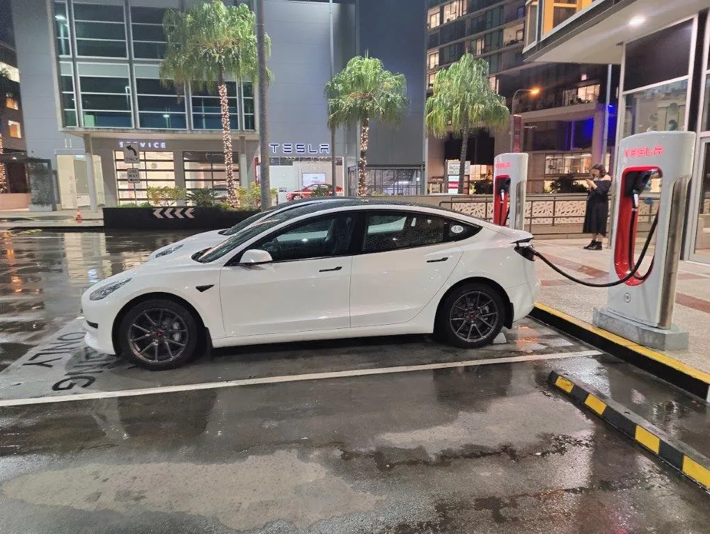 QLD Private Tesla Transfers | Book Now | Charge. Drive. | Australia