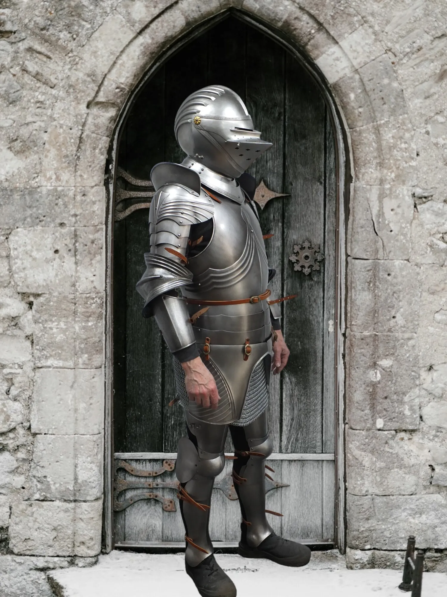Gothic Medieval Armour rental set | Wyrmwick Ltd