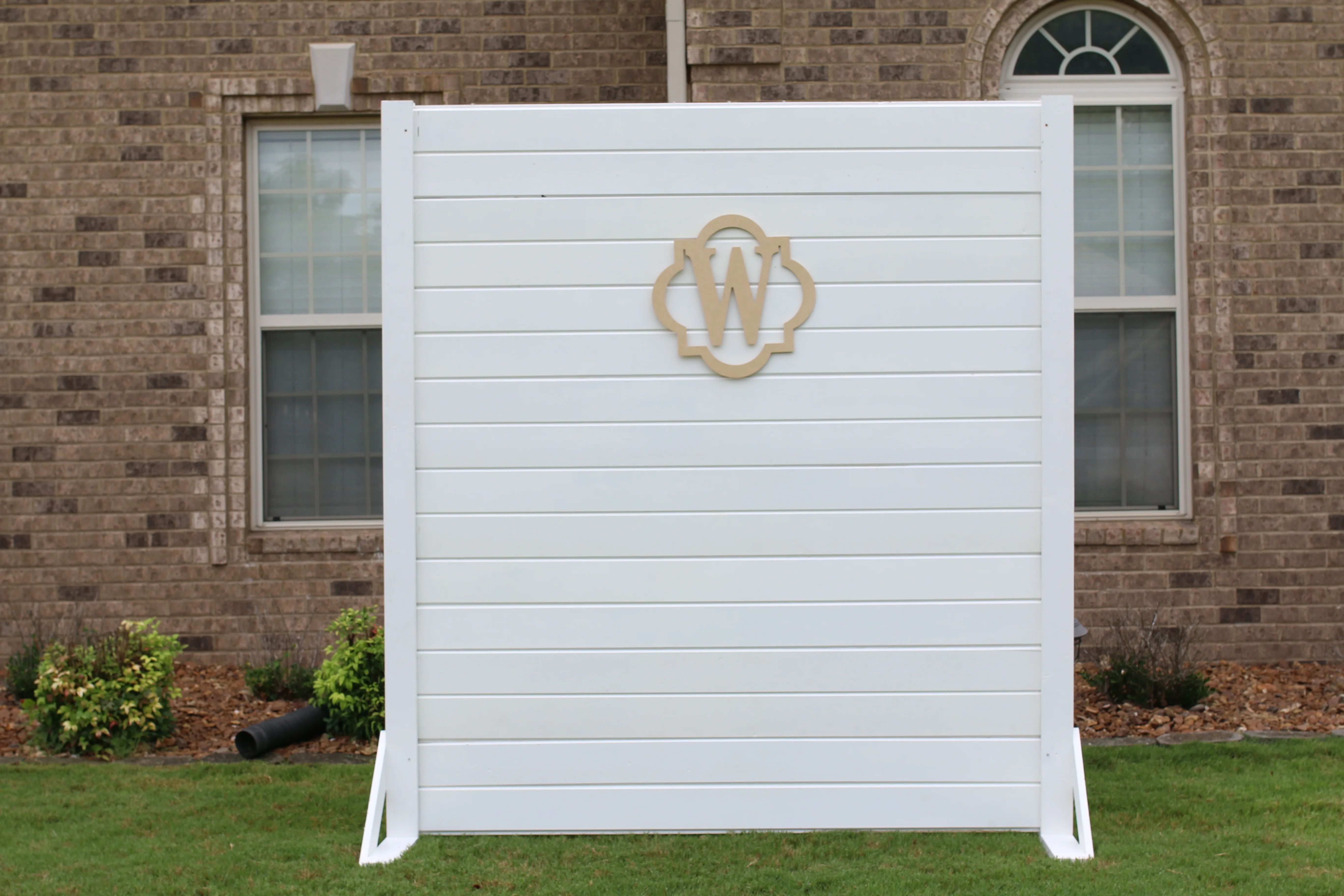 White Wood Backdrop | Hub City Rentals