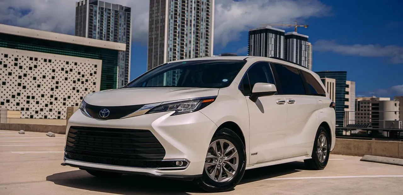 Toyota Sienna for Rent in Miami, Florida | FN Exotics Miami - Rent The ...