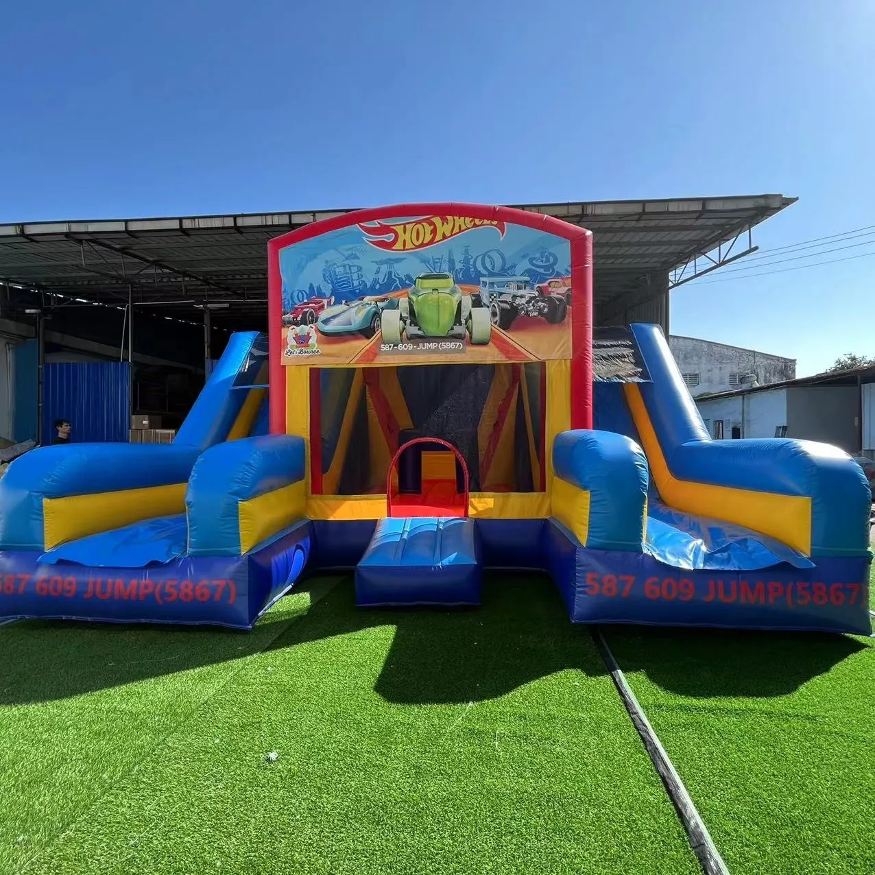Let's Bounce YEG | Edmonton Bouncy Castle Rentals & Inflatable Rentals