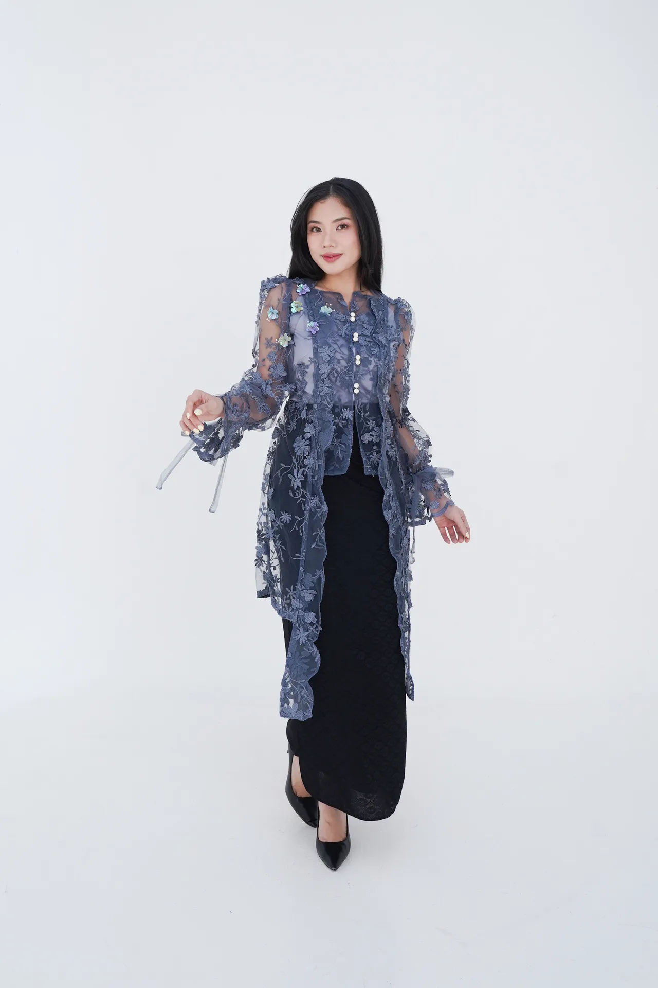 Sewa Kebaya Untuk Wisuda atau Graduation | Rent A Dress - Sewa Dress & Sewa Kebaya Online