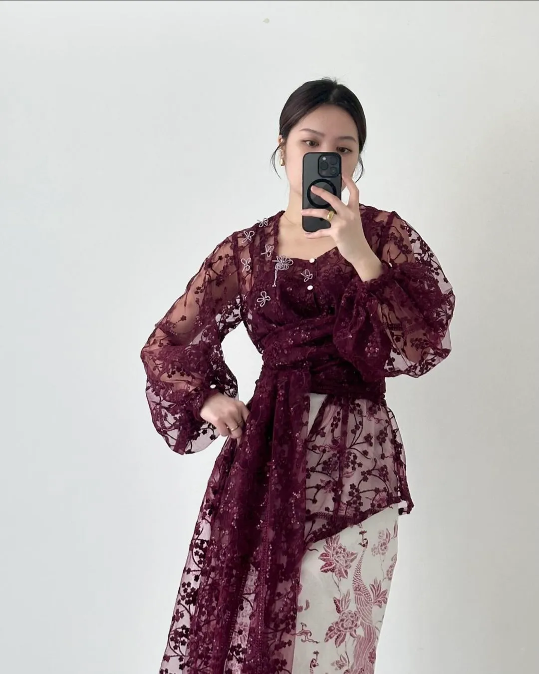 Rent A Dress - Sewa Dress & Sewa Kebaya Online