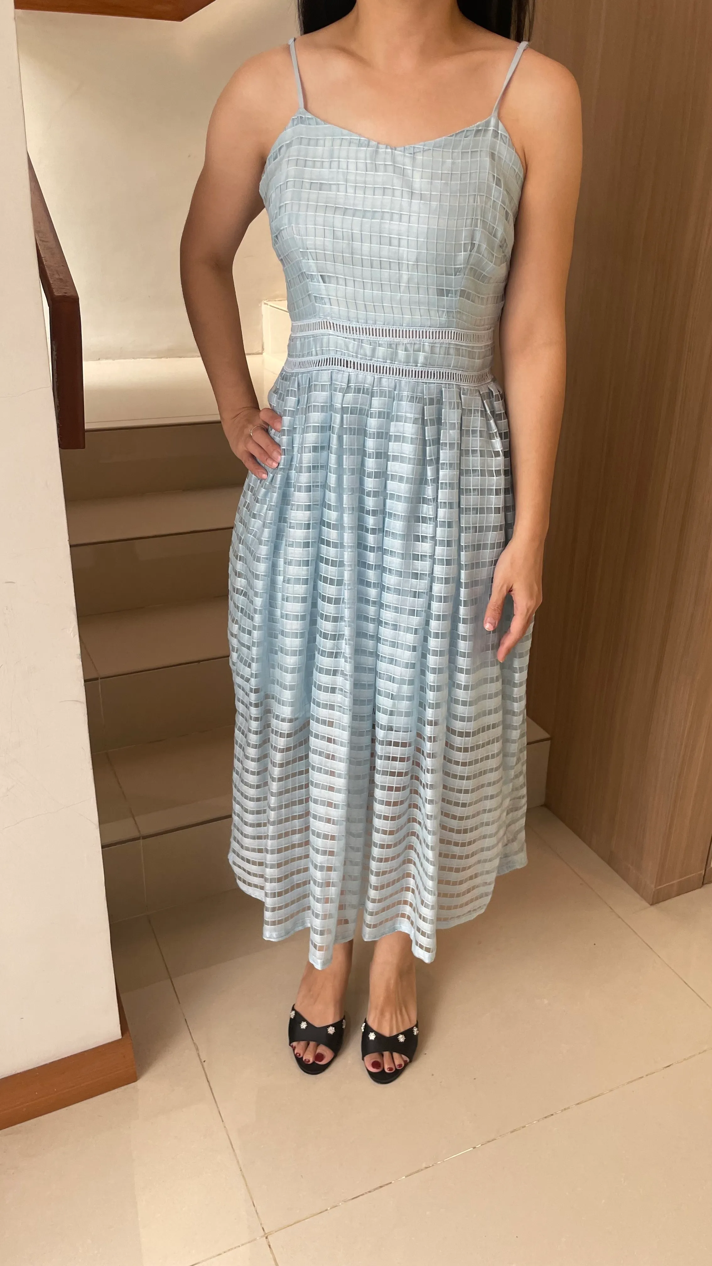 Rent A Dress - Sewa Dress & Sewa Kebaya Online