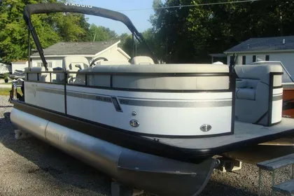 101 Lakes Pontoon Rentals