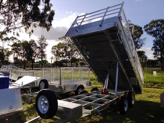 FOR SALE 12x7 Flat Top Tipper Trailer with Cage | Dalby Trailers ...