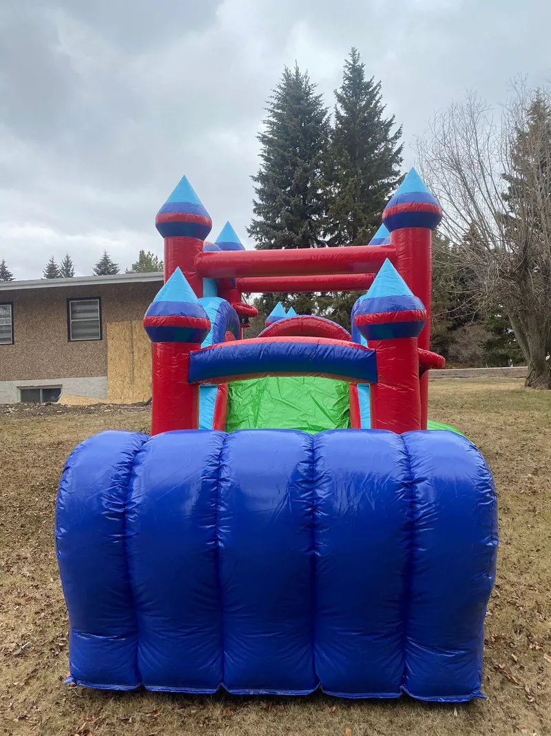 Adventure Zone Obstacle Course (customizable theme) | Calgary Bouncy ...