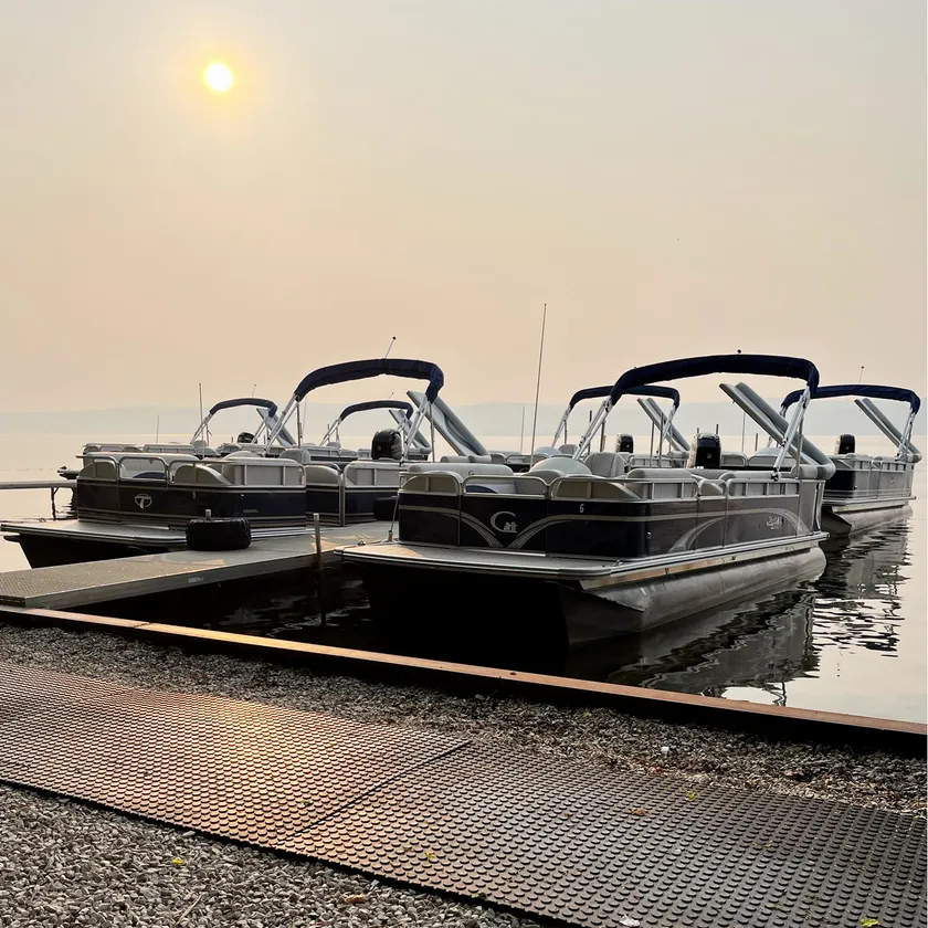 Superior Pontoon Rentals - 22 and 24 foot boats in Munising. | Superior ...