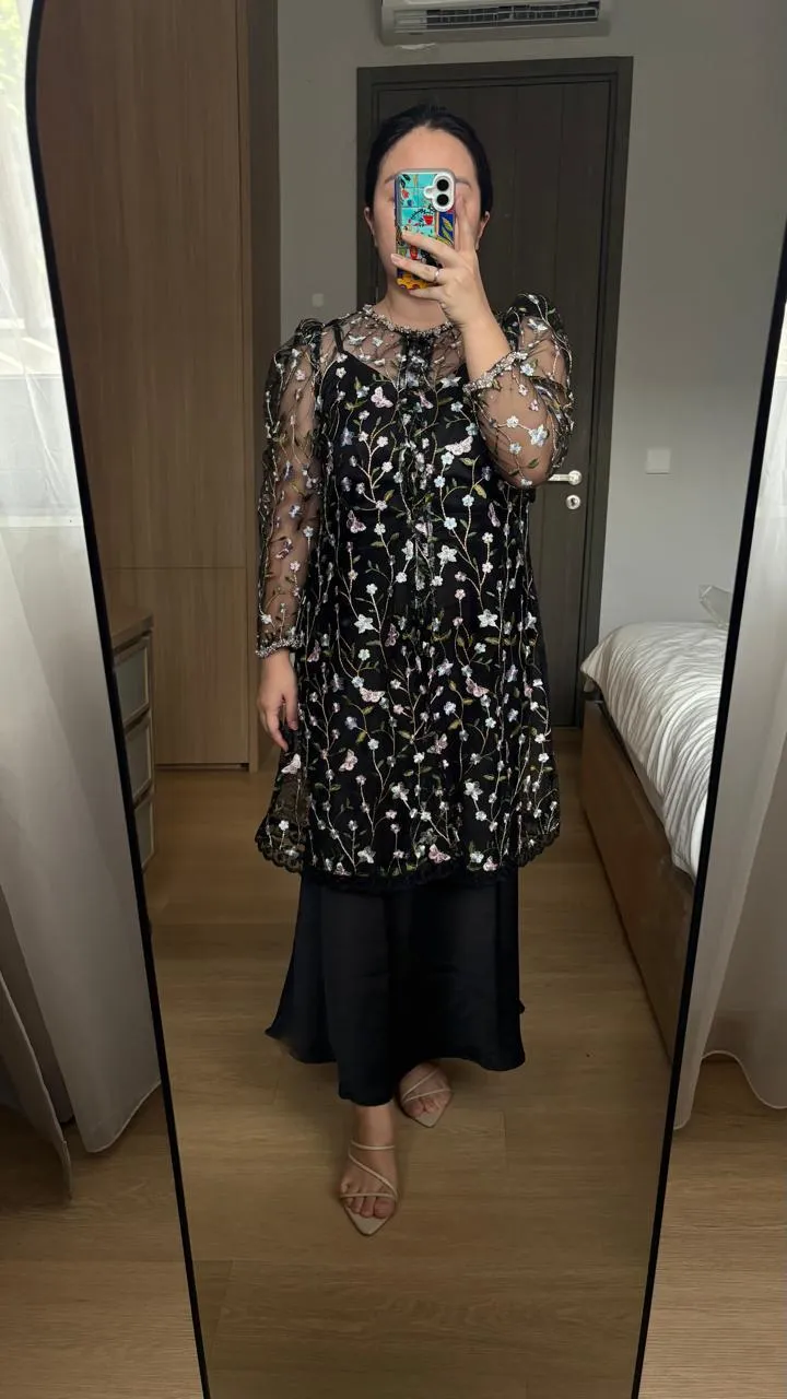 Sewa Kebaya Untuk Wisuda atau Graduation | Rent A Dress - Sewa Dress & Sewa Kebaya Online